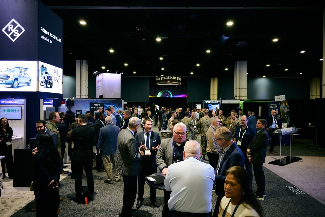 AOC 2025 Focuses on Leadership, Future Challenges in EMSO – Journal of Electromagnetic Dominance